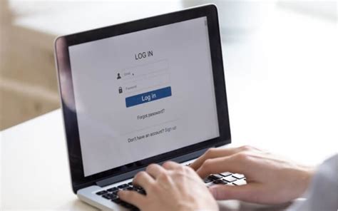 Sistem Informasi Manajemen Aset Berbasis Web Wahyu Blahe
