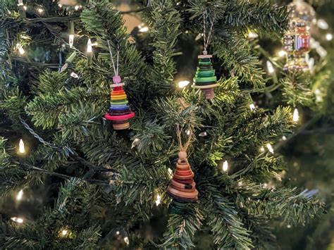 Button Tree Craft 5 Out Of 4 Patterns