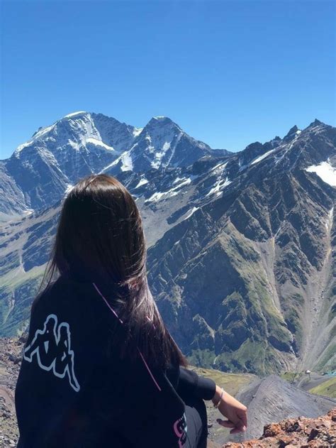 عکس جذاب و دیدنی دختر از پشت سر برای پروفایل تلگرام