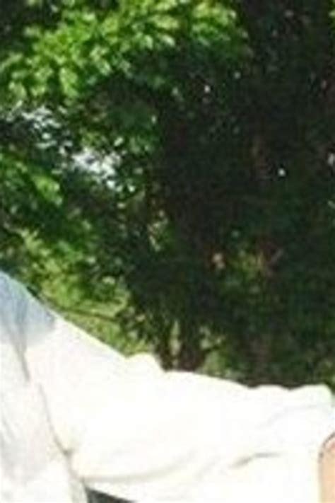 Dara Singhs Bio Age Relationships Latest Buzz Photos And Videos