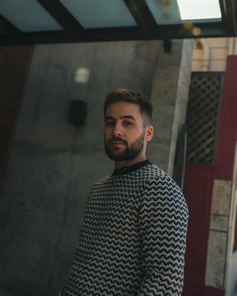 Short Haircuts For Men With Thick Hair 2022