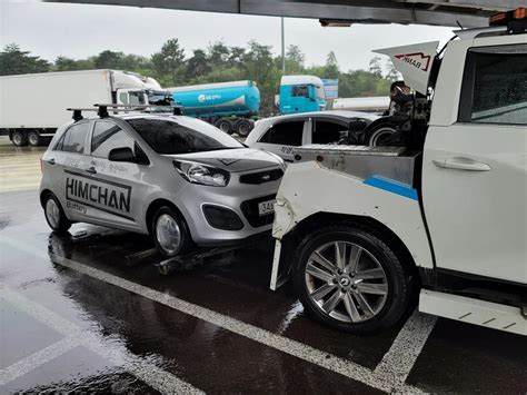 힘찬밧데리 하루종일 정신없는 하루엿네 납품중 차퍼짐 ㅋㅋ 그래도 놀랍지도않다 고장나면 고치면되지