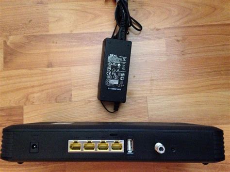 Smc Comcast Business Class Cable Modem 4 Port Router Smcd3g Ccr Power