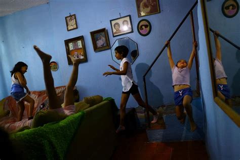 بايدن وباربي، مركبة فضائية هندية وثلج في جنوب أفريقيابالصور العالم في