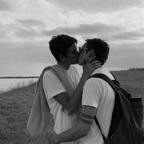 Gay Aesthetic Couple Aesthetic We Found Love Men Kissing Cute Gay