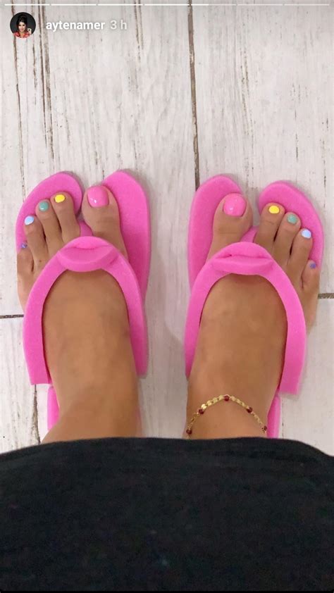 Ayten Amers Feet