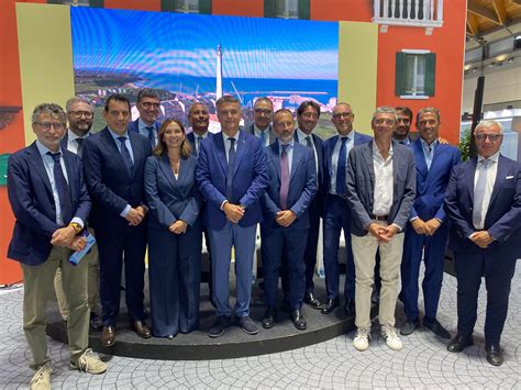 Incontro Fra Il Viceministro Rixi E I Vertici Delle Adsp Al Meeting Di