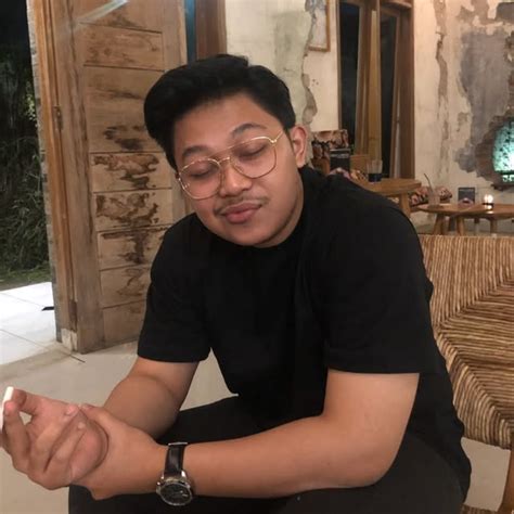 Riswanto Hamid Arisrh • Threads Say More