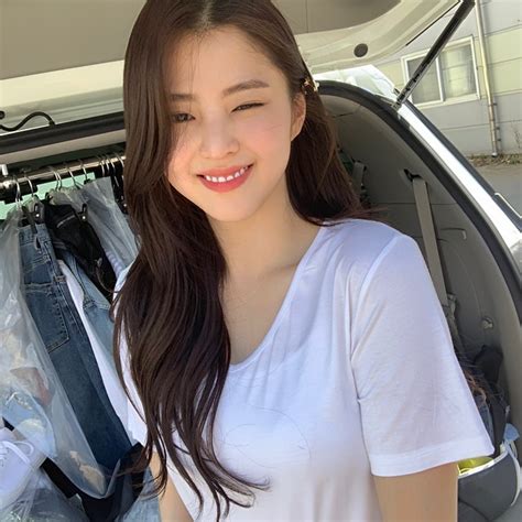 한소희 데뷔전 And 데뷔초 인스타 사진들  연예이슈 수다방 네모판