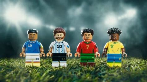 Colección Lego De Futbolistas Con Messi Y Ronaldo Rumbo Al Mundial 2026