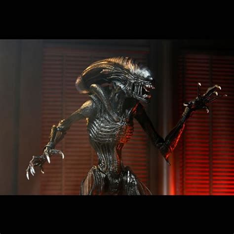 Alien Romulus Neca Ultimate Scorched Xenomorph Atomicoleccionables