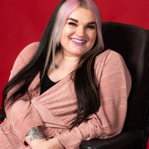 Growing Up I Couldnt Name One Famous Sexy Disabled Person Metro News