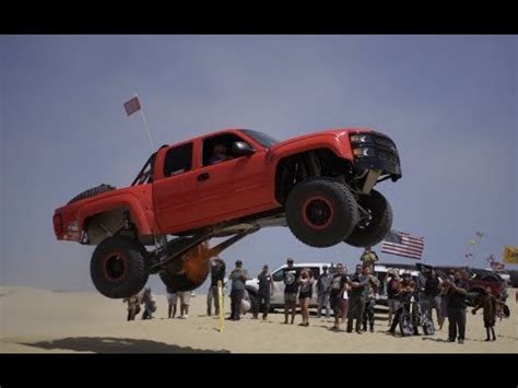 Prerunner Silverado Jumping In Pismo Fire 600hp Youtube