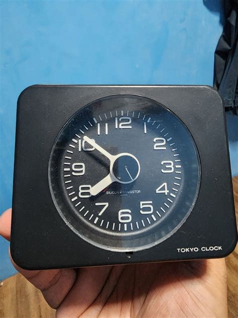 Vintage Transistor Clock Furniture And Home Living Home Decor Clocks