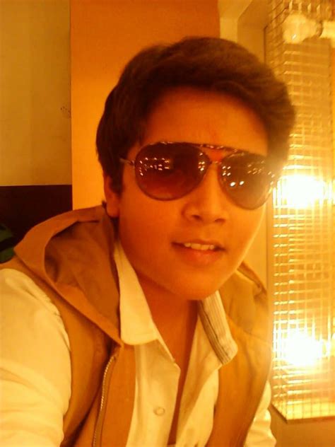 Rishabh Kashyap Golu Picture Wallpaper Image Gallery And Romantic