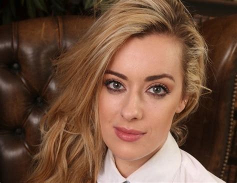 Rosa Brighid Biographywiki Age Height Career Photos And More