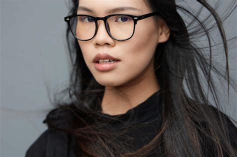 Premium Photo Woman Smile Beautiful Portrait Background Glasses Asian