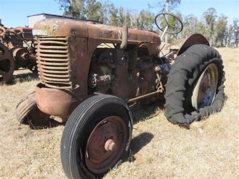 Lot 32 Case Sex Tractor Auctionsplus