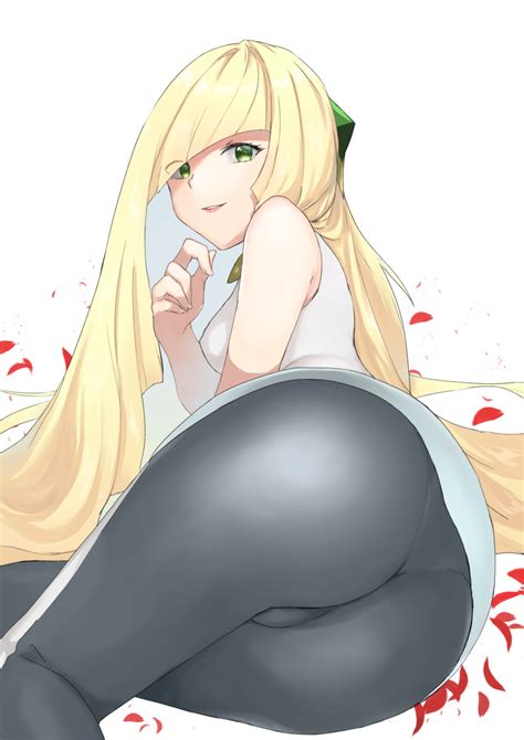 rule 34 1girls ass big ass blonde hair eye contact green eyes