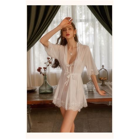 Sex Girl เดรสลูกไม้ ชุดสูทกระโปรง ชุดนอนลูกไม้ ชุดเสื้อคลุมกางเกงชั้นใน Set การออกแบบที่โปร่งใส