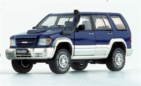 Isuzu Trooper 2022