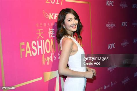 Leanne Li Hong Kong Actor Host Wong Cho Lam Right His Actress