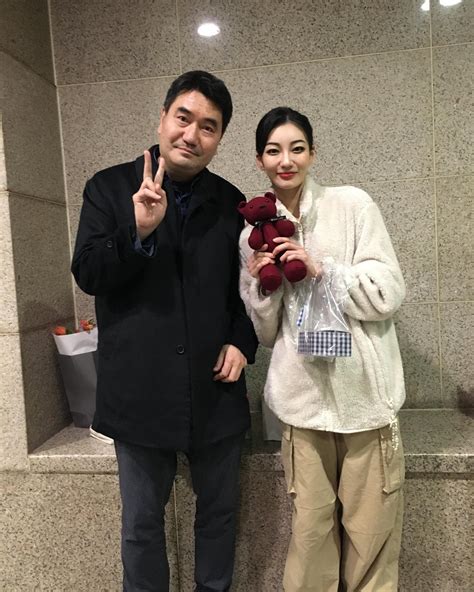 제임스발레 12주년 기념 2023 제임스 발레어워즈 일년에 단 12명에게만 수여하는 행운의상징 제임스 곰돌이 신라베어 4번째 주인공은 국립발레단 조연재 발레리나 입니다