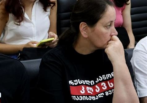 მზია ამაღლობელი ვშიმშილობ სიცოცხლეზე ღირებული თავისუფლებაა Express News