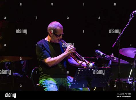 Steve Gadd Drums Hi Res Stock Photography And Images Alamy