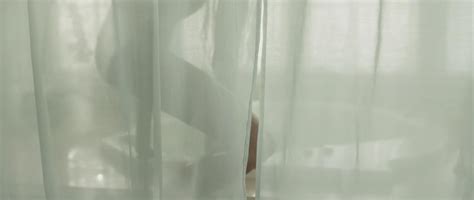 Gabriella Wilde Nua Em Squatters Gabriella Wilde Nua Em Squatters