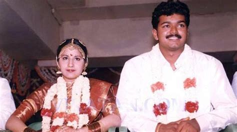 Thalapathy Vijay Love Story From Fan To Wife The Beautiful Love