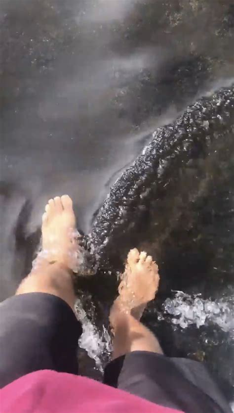 Daniel Croix Hendersons Feet