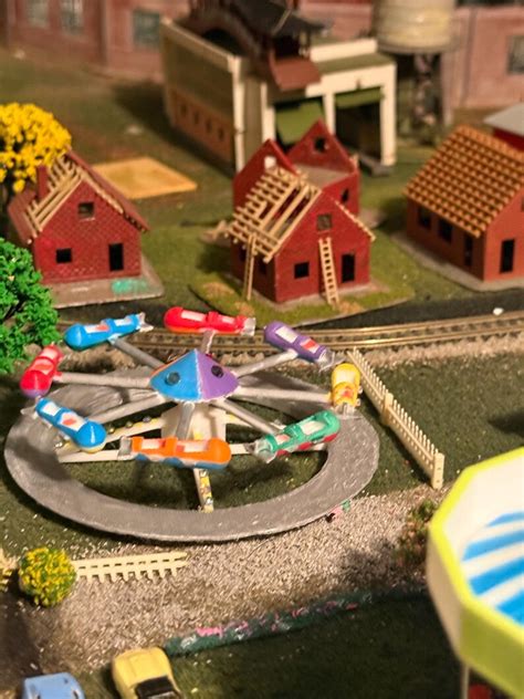Z Scale Flying Rockets Ride Carnival Layout N Ho Pilot Amusement Park