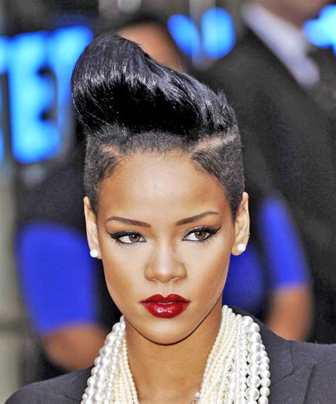 Rihanna New Haircut