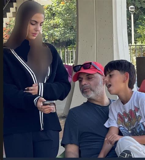 تغییرات جذاب دختر پیمان معادی در آمریکا عروسکی، جذاب و نچرال