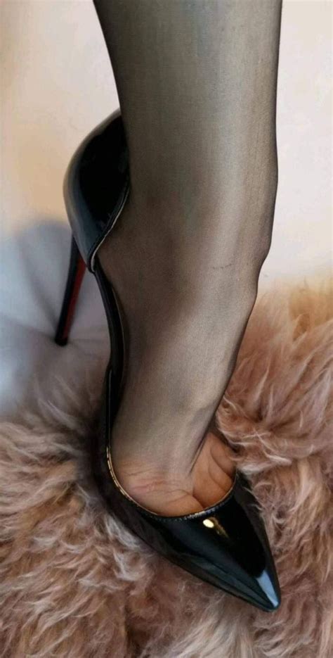 Pin By Sadur Numspa On Shoes Feet And Stockings Stockings Heels Heels Fashion High Heels