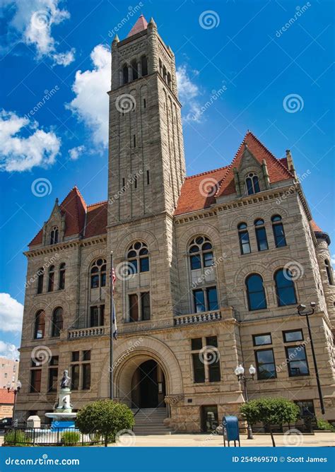 The Courthouse In Parkersburg Wv Wood County Usa Editorial Image