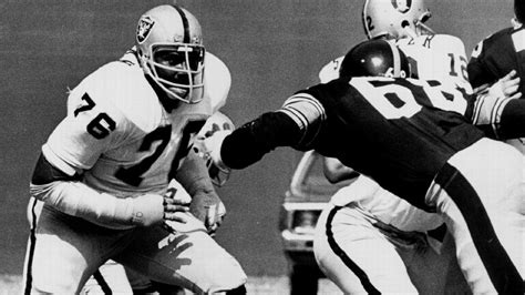 Hall Of Fame Offensive Lineman Bob Brown Dies At 81 Espn