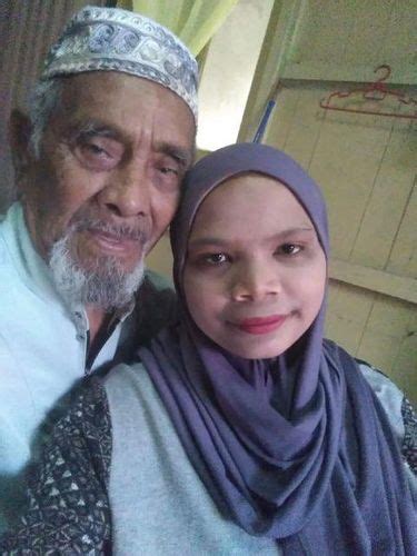 Viral Wanita 20 Tahun Sudah Dua Kali Cerai, Pilih Kakek 70 Tahun Jadi Suami