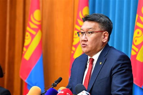 Сангийн сайд Б Жавхлан Банкны зээлийн шалгуур хангасан 10 мянган иргэн орон сууцтай болох