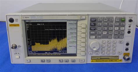 Agilent E4440a Psa Series Spectrum Analyzer 3 Hz 265 Ghz 通電okその他