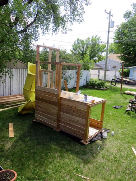Build A Backyard Play Structure Canadian Woodworking