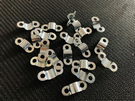 金属压线板拱型压板桥型压线板电线压板电缆压线板电线压板压线板 阿里巴巴