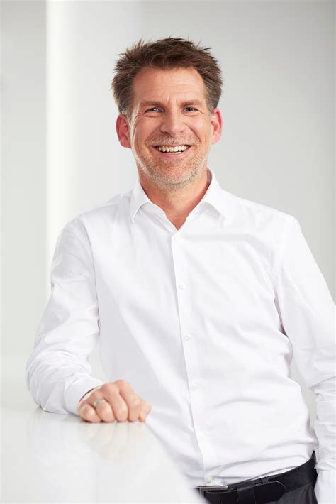 Beckhoff Ethercat P는 싱글 케이블로 초고속 통신과 파워 서플라이를 결합한다 [마쉬넨마르크트코리아 2017년 5월]