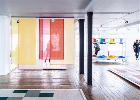 Raw Color Shows Chromatic Experiments In Aram Gallery Exhibition