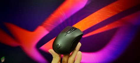 Asus Rog Strix Carry Wireless Gaming Mouse Review