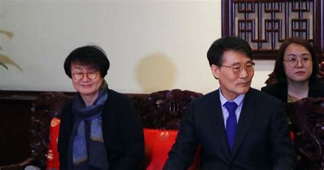 장하성·김훈순 신임 주중대사 부부