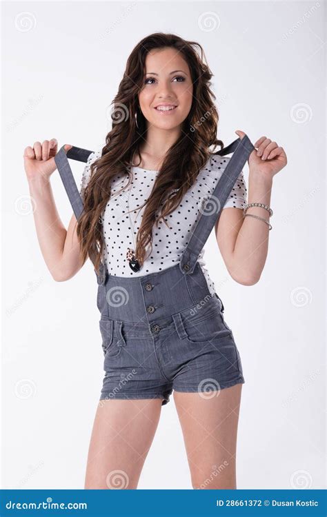 Adolescente En Pantalones Cortos De Los Vaqueros Fotografía de archivo