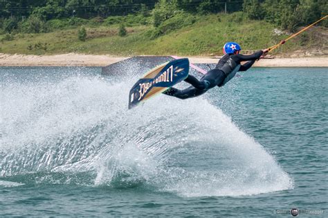 Wakeboard Foto And Bild Sport Und Sportveran Wasser Wellen Bilder Auf