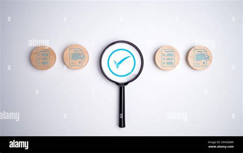 Document Icon Which Print Screen On Wooden Circle Plank For Prepare